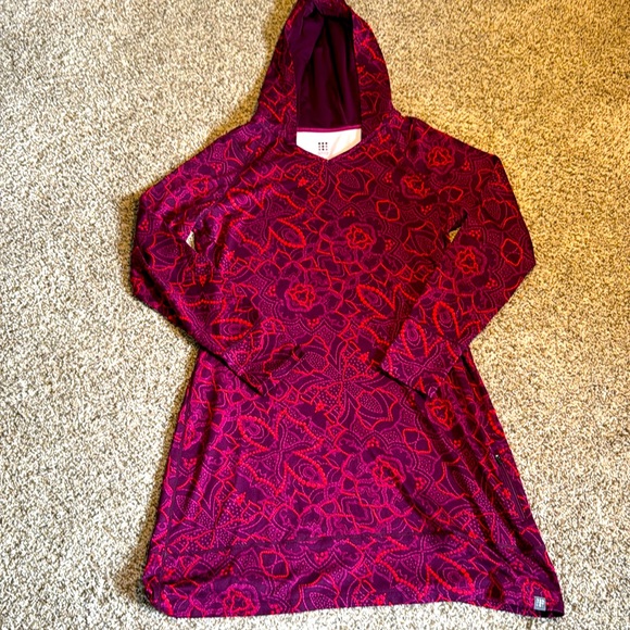 Title nine | Dresses | Title Nine Mercury Hooded Dress L | Poshmark
